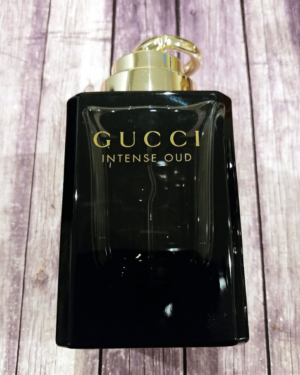 GUCCI – Fragrant World